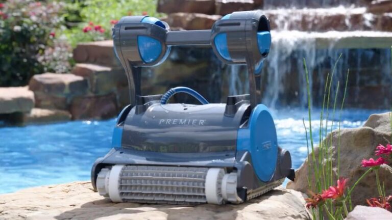 The Flagship Dolphin Premier – RoboLodge