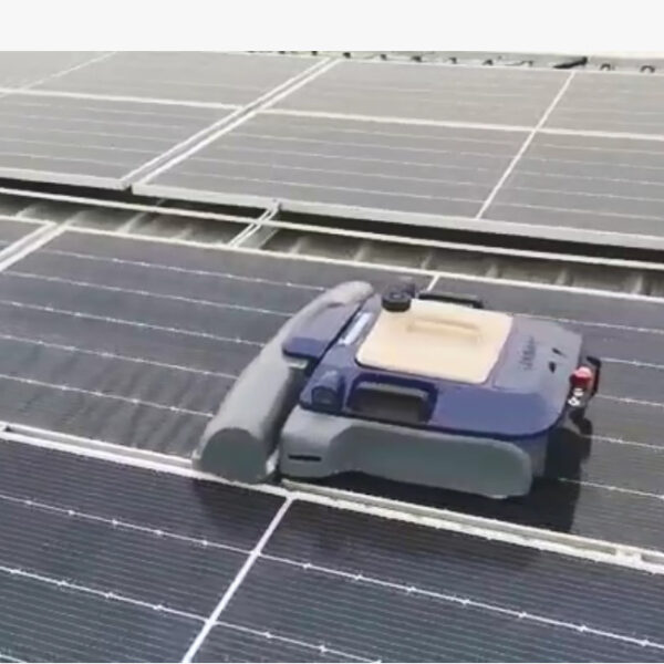 Revolutionary Solar Panel Washing Robot – RoboLodge